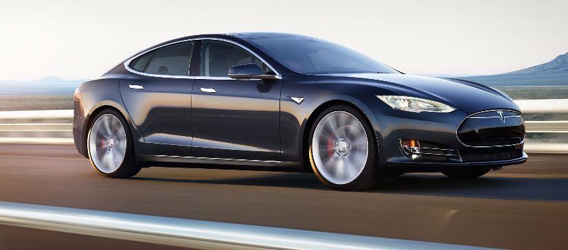 Tesla baut für neue Modelle Werke um / 2015 über 35.000 Elektroautos ...